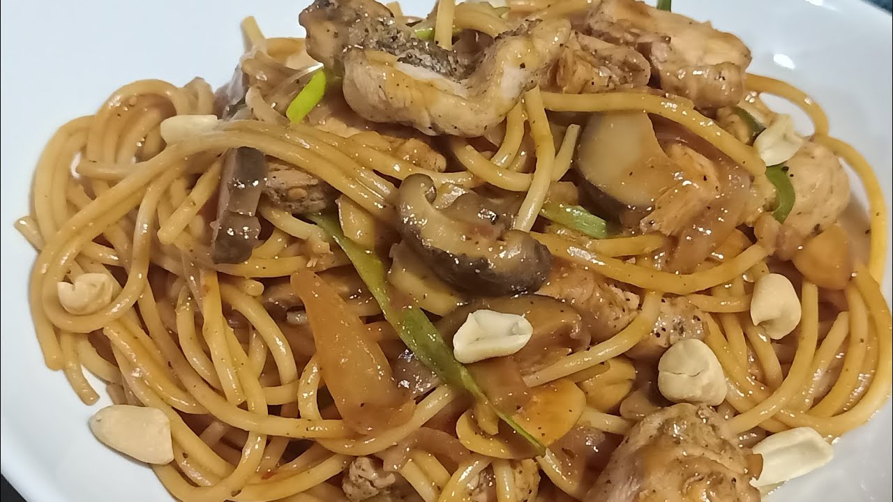 Charlie Chan Chicken Pasta A La Yellow Cab - YouTube