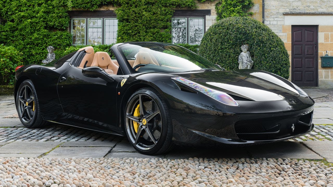 Ferrari 458 Spider walk around - YouTube