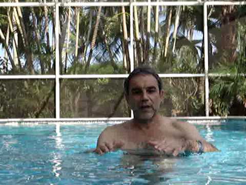SWIMMING TECHNIQUE: BODY ROLL - YouTube