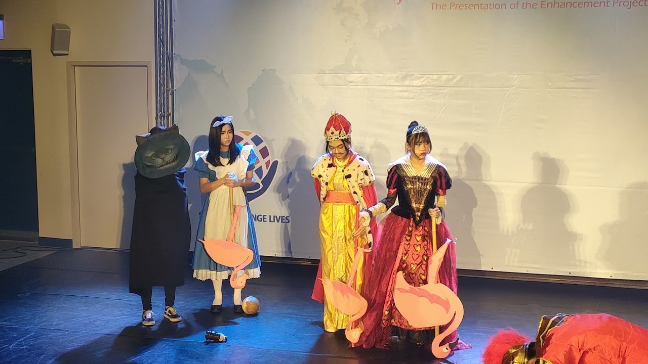 Alice in Wonderland. The Queen's Croquet Ground (Drama)，陳鳳儀老師、丘吉富老師指導應英 ...