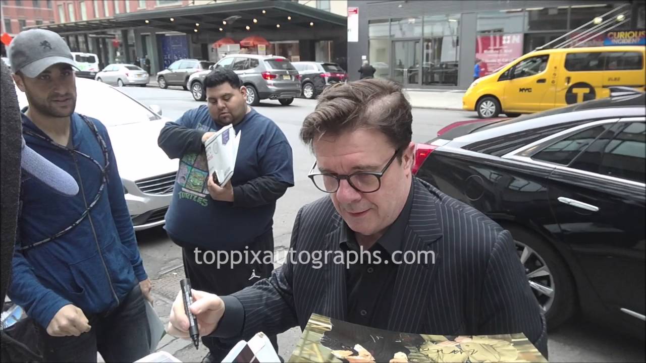 Nathan Lane - SIGNING AUTOGRAPHS while promoting in NYC - YouTube