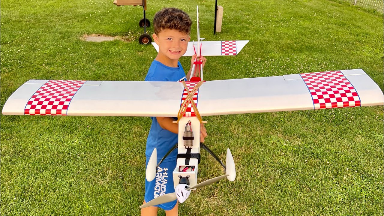 Logan flying his Balsa USA Stick 40 - YouTube