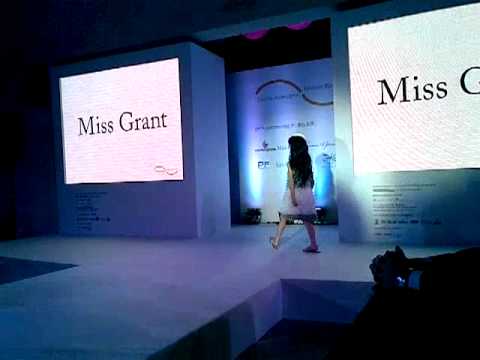 Miss Grant Sfilata Beijing 2012 - Estratto 1
