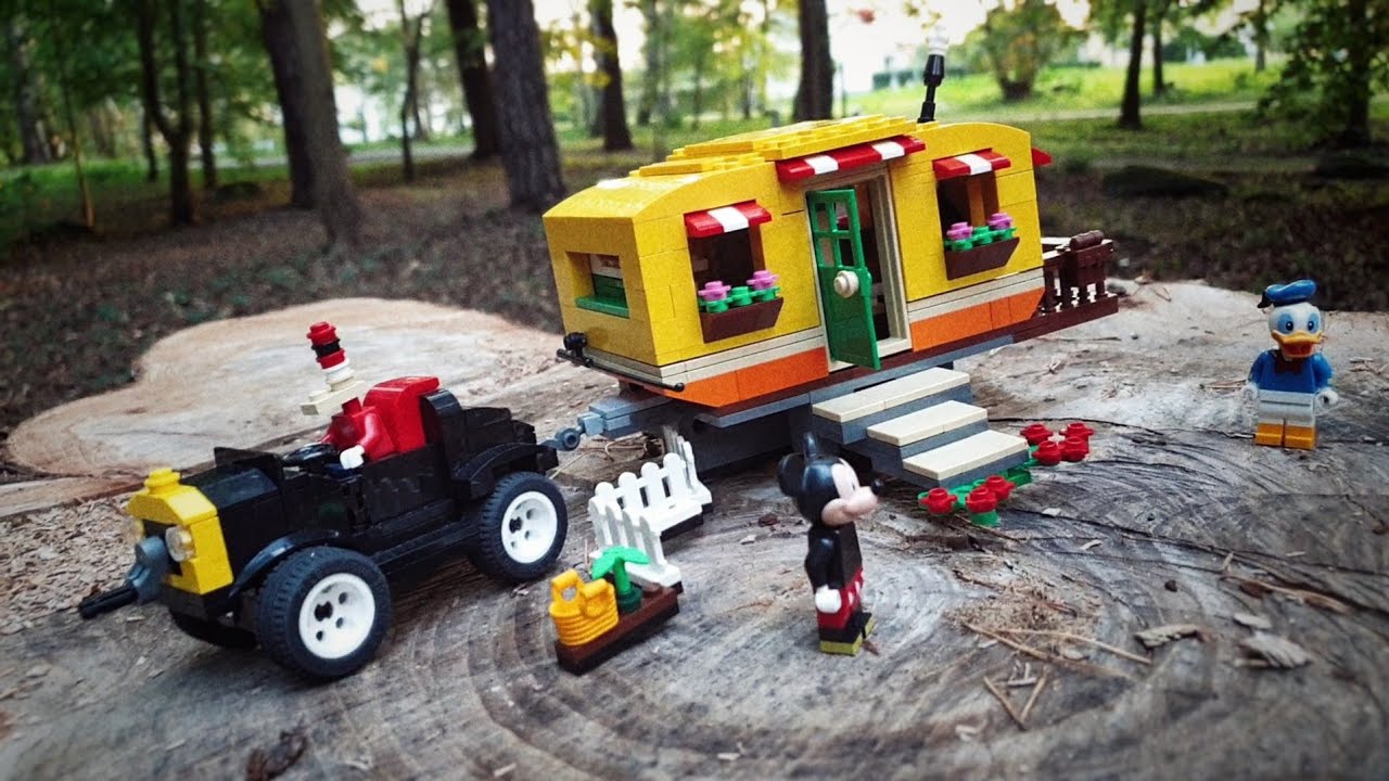 LEGO Mickey's Trailer MOC - YouTube