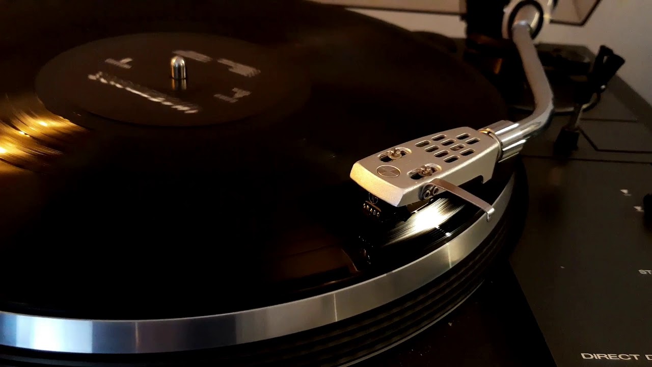 Listening to AKAI AP-206C turntable (and why I DO like '80s Japanese ...