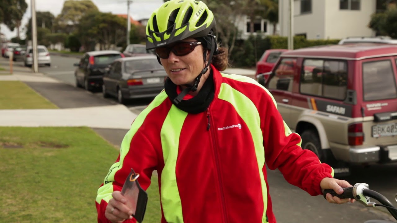 Waka Ama NZ Water Safety Ep5 Mobile Phone - YouTube