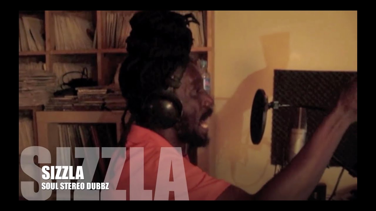 SIZZLA ON BREAKING UP RIDDIM BY SOUL STEREO DUBPLATE 23 - YouTube