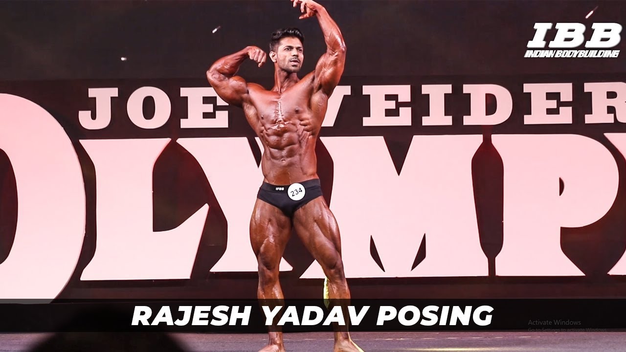 Rajesh Yadav posing at Amateur Olympia India 2019 - YouTube