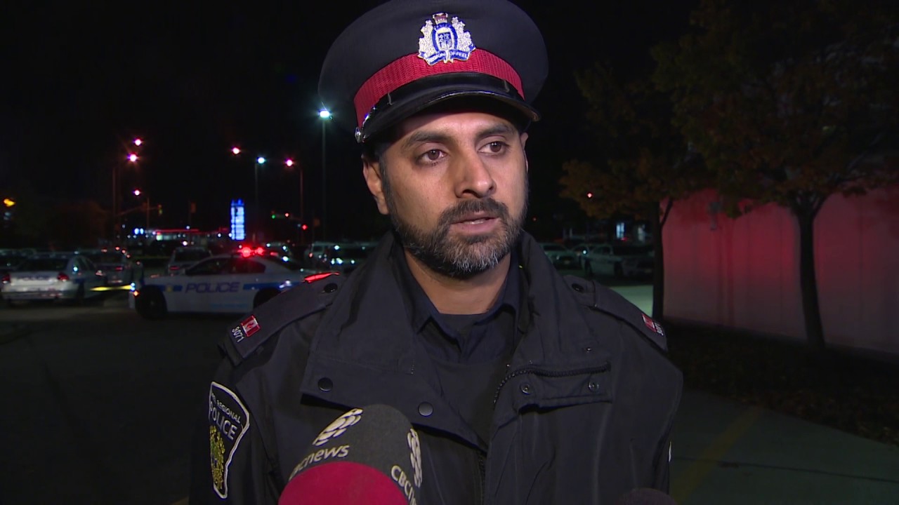 Police pursuit that started in Brampton end in Halton. - YouTube