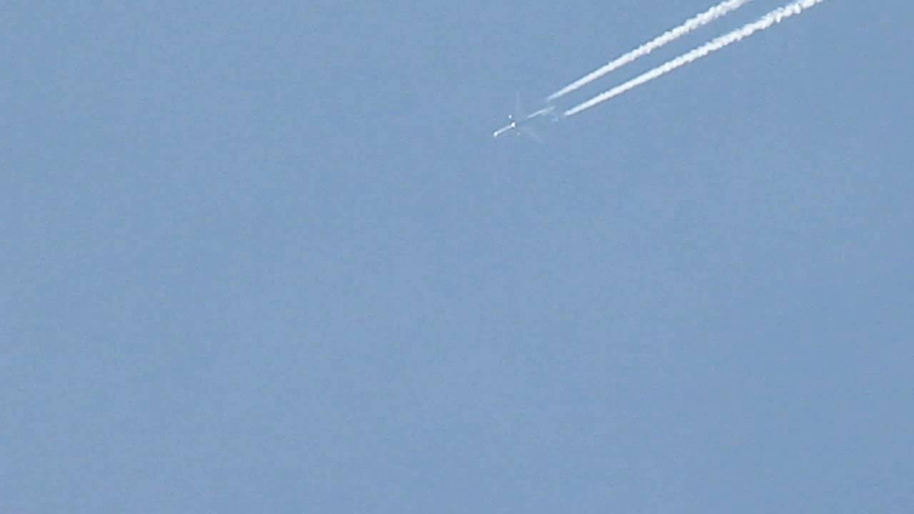 -HD)-Delta-Airlines-Flight-415-©-2013.MOV- - YouTube