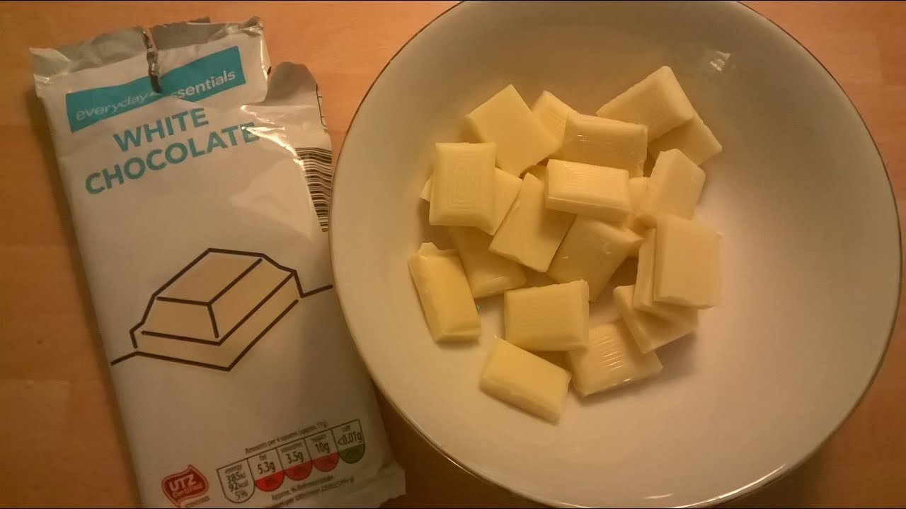 Aldi everyday essential's white chocolate 100g bar - YouTube