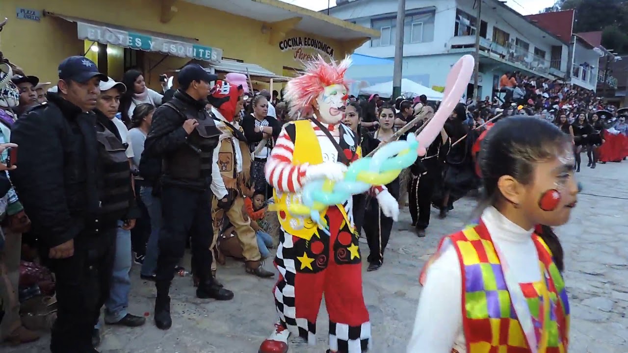 carnaval calnali 2018 MATLACHINES DIA MIERCOLES - YouTube