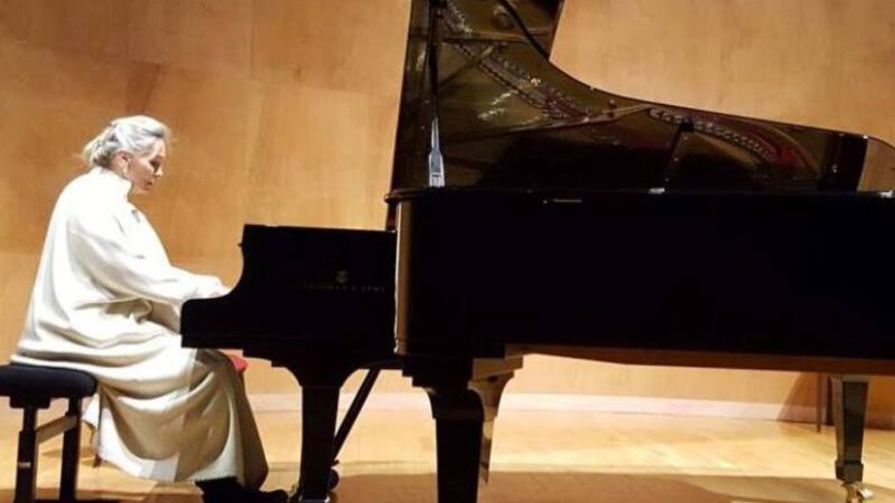 Live - Récital de Piano de Madame Elizabeth Sombart - 2/1/2021 à 18h30 ...