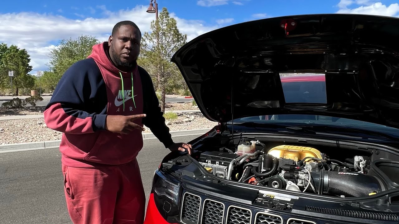 Trackhawk pushing over 1400 Hp with Nitrous 😳🔥💨 @dcisblv - YouTube