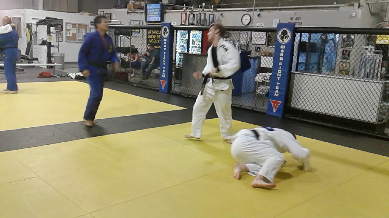 Adult class RYOKU JUDO CLUB - YouTube