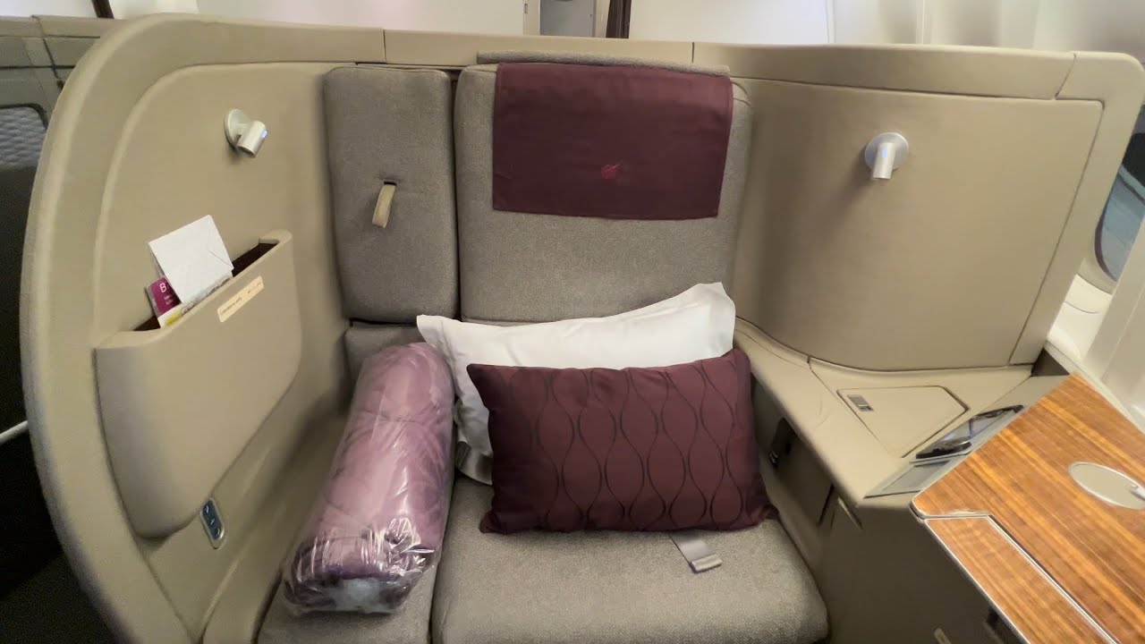 Qatar Airways First Class (777) - YouTube
