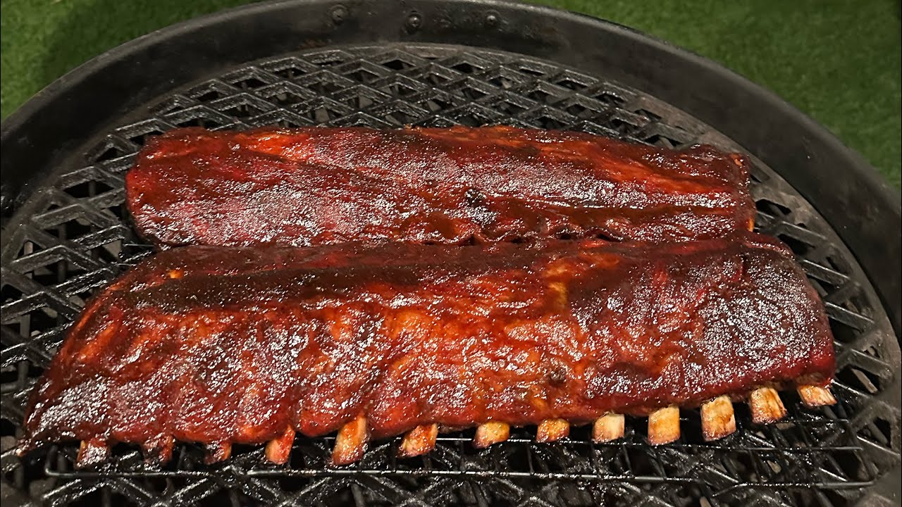 Pork Baby Back Ribs on Recteq Bullseye - YouTube