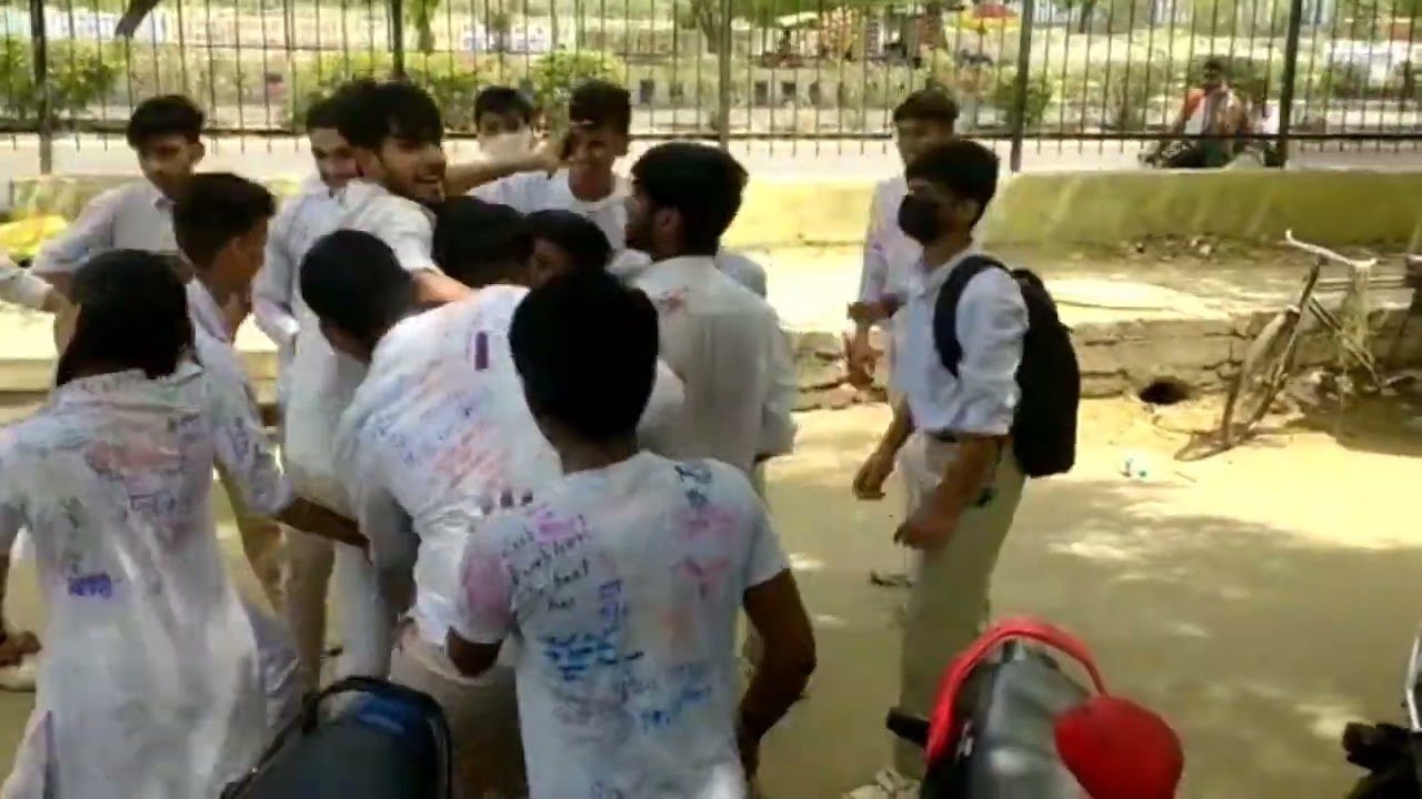 Dancin' edit | Rpvv sec-10 Dwarka (2021-22) || scribble day || @SHIVAM ...