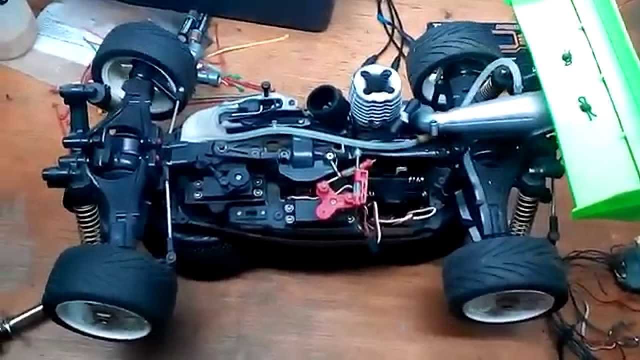 Tamiya Nitro Force - Prueba en la mesa de trabajo - YouTube