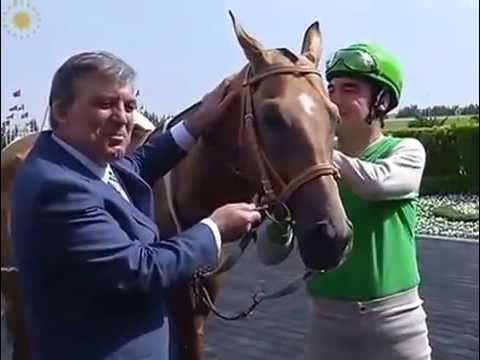 Cumhurbaşkanı Gül Türkmenistan'da Muhteşem Binicilik Gösterisini İzledi.