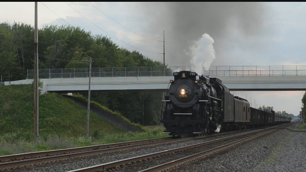 Steam locomotive chugging through Youngstown - YouTube