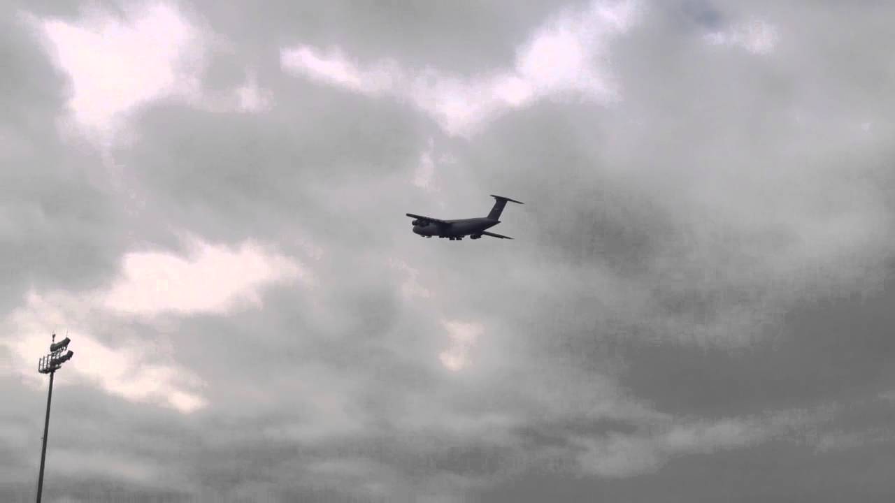 C-5 Galaxy takeoff Alliance Airport KAFW 16L - YouTube