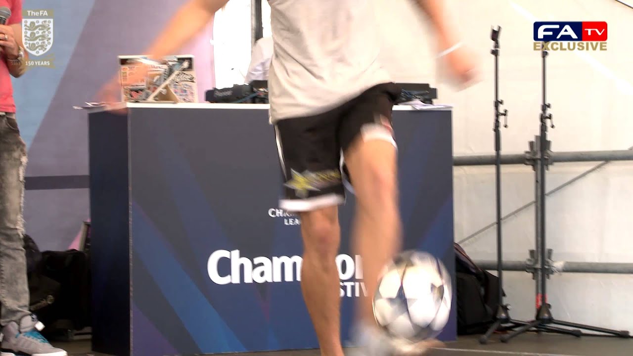 SKILLS: The Finals of the World Freestyle Football Championship kick ...