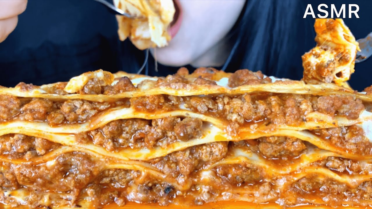 ASMR Cheesy Lasagna | Mukbang (Eating sounds) - YouTube