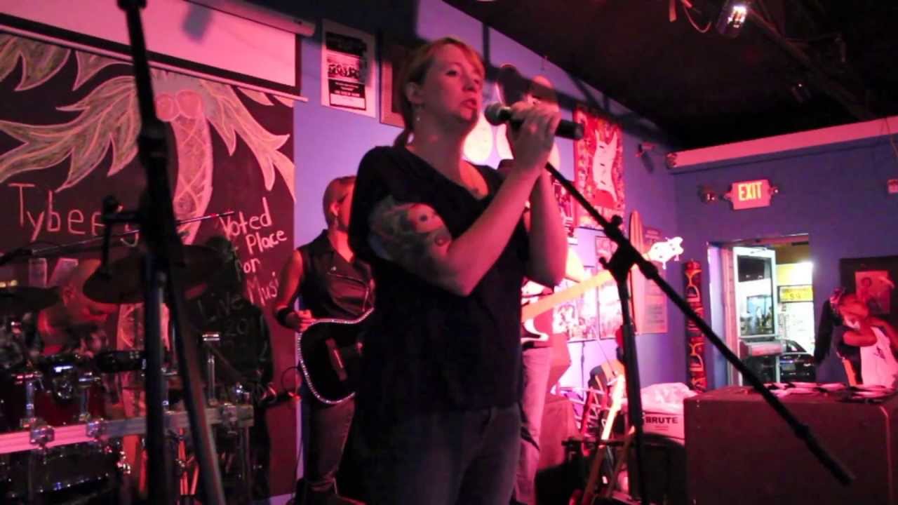 Haley & Alexis - YouTube