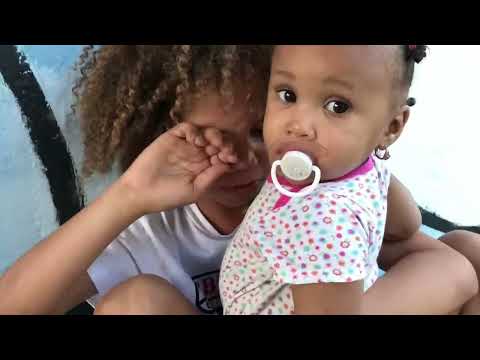 ABANDONO SUS HIJOS DE DEBAJO DE UN PUENTE Y ESTO PASÓ.💔😭