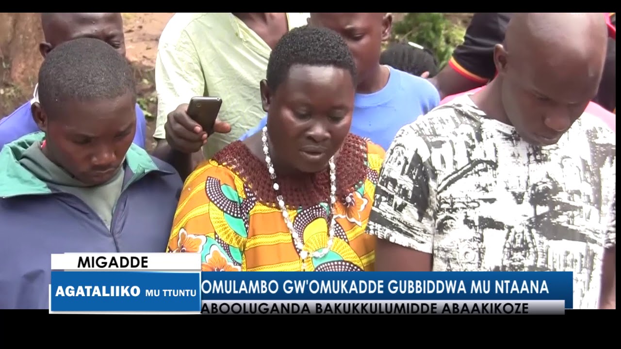 Omulambo gw'omukadde gubbiddwa mu ntaana.Abooluganda bakukukkulumidde ...