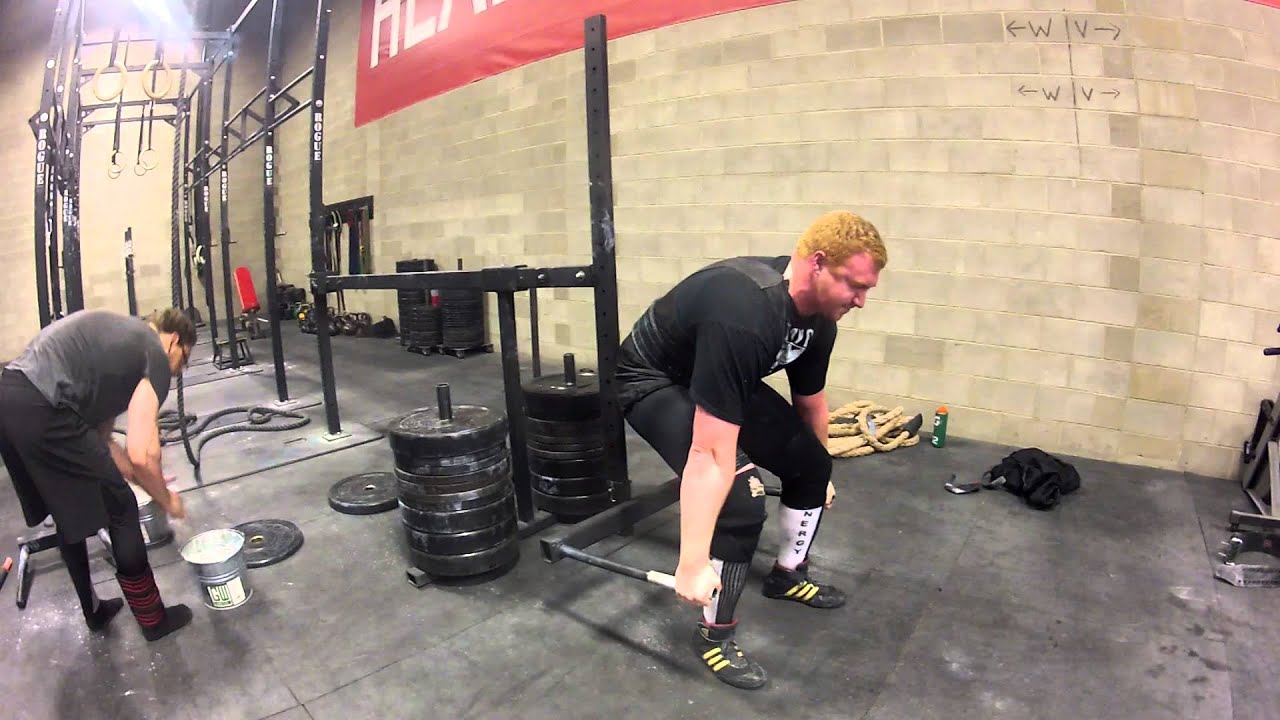 900 lb x 3 Car Deadlift - YouTube