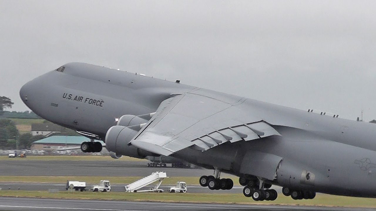 CRAZY Short Takeoff USAF C-5 Galaxys departing Prestwick Airport - YouTube
