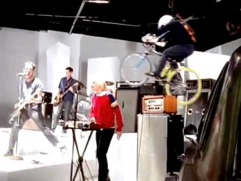 The Rentals - Waiting - YouTube