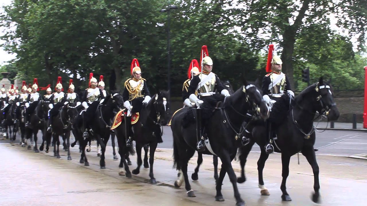 The Household Cavalry in London - YouTube
