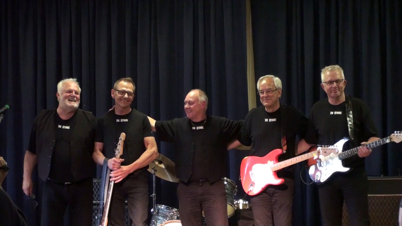 22 Ryders End of Concert. The Ryders Scarborough 11 June 2017 - YouTube