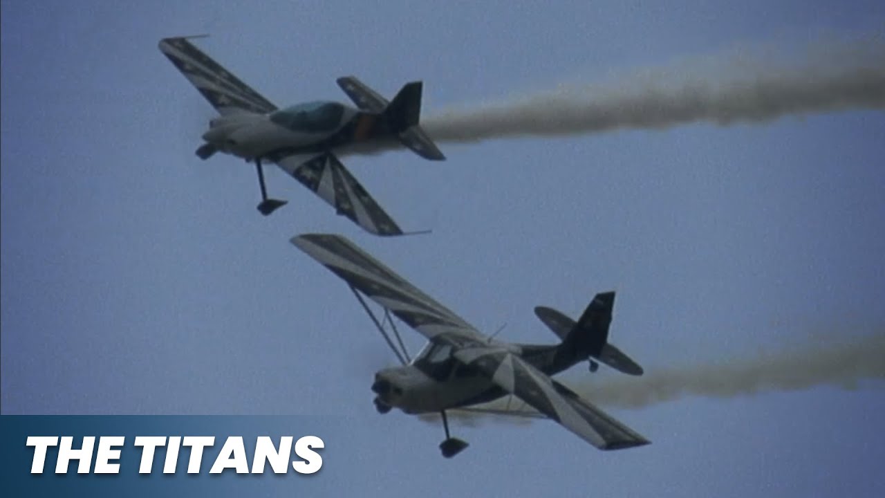 The Titans Aerobatics Display Team - Abingdon 2023 - YouTube