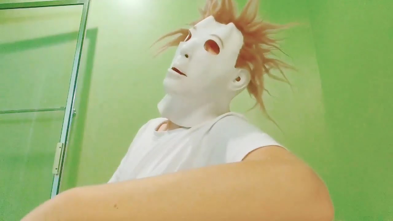 Taking a poop - YouTube