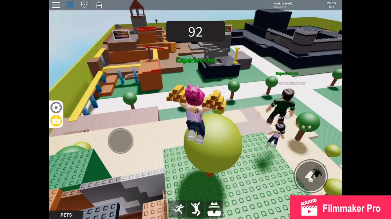 Playing freeze tag with ny friend🥝 - YouTube