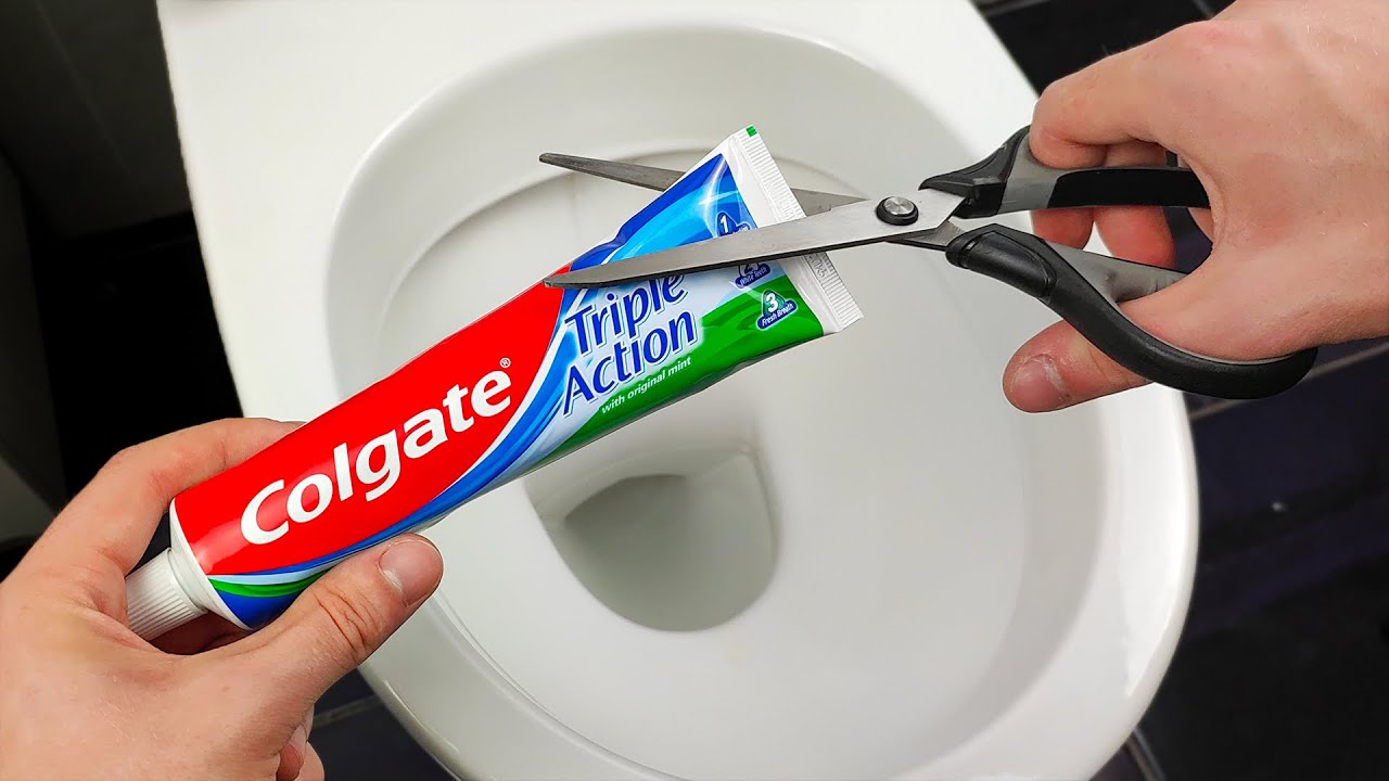 🔴Cut Toothpaste into Your Toilet! Once and you will be Surprised by the ...