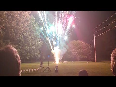 2024 Backyard Firework Display (Alexander/Walker Pyromusical) - YouTube