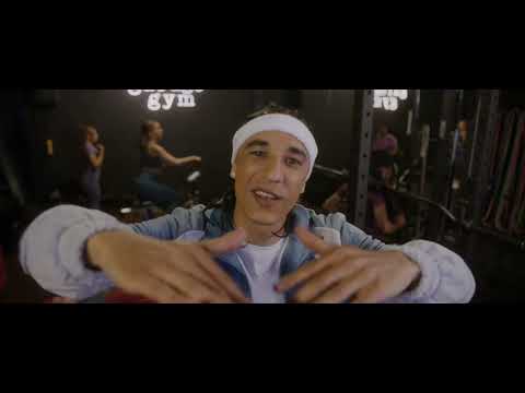 ANAAKI - Squat (Official Video)