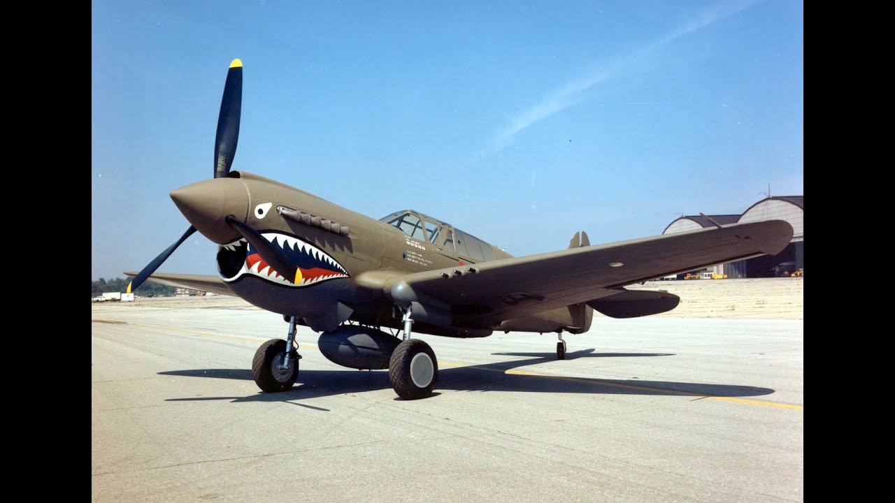The Curtiss P-40 Warhawk - YouTube