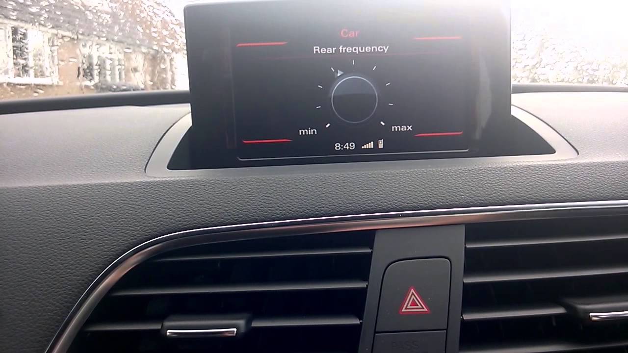 Audi Q3 Rear Parking Synth - YouTube