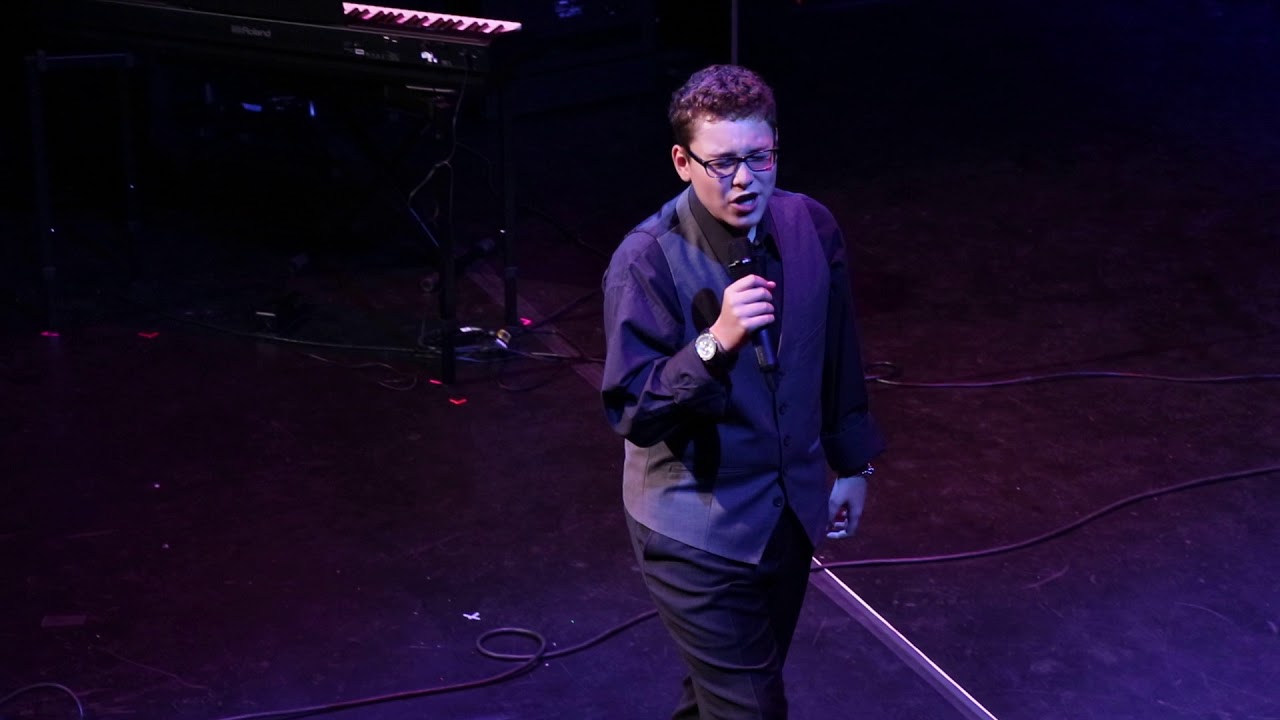 Hallelujah performed by Nicholas Kluftinger - YouTube