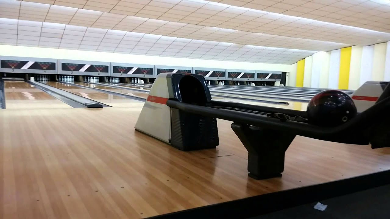 Time-lapse Bowling Practice at Penang Bowl - YouTube