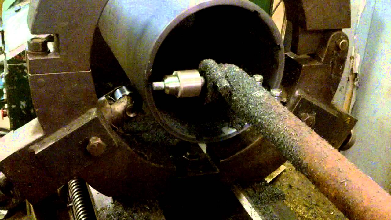 making grooves on the lathe - YouTube