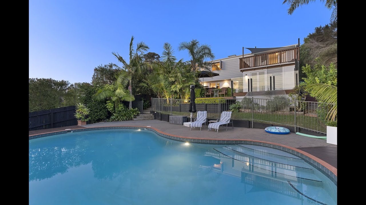 Backyard Bliss with the Biggest Backyard in Town - YouTube