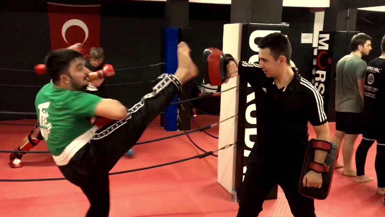 kick boks - YouTube