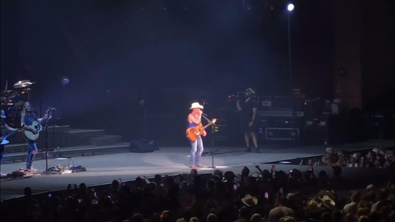 Kenny Chesney (Save It for a Rainy Day) Talking Stick Resort ...
